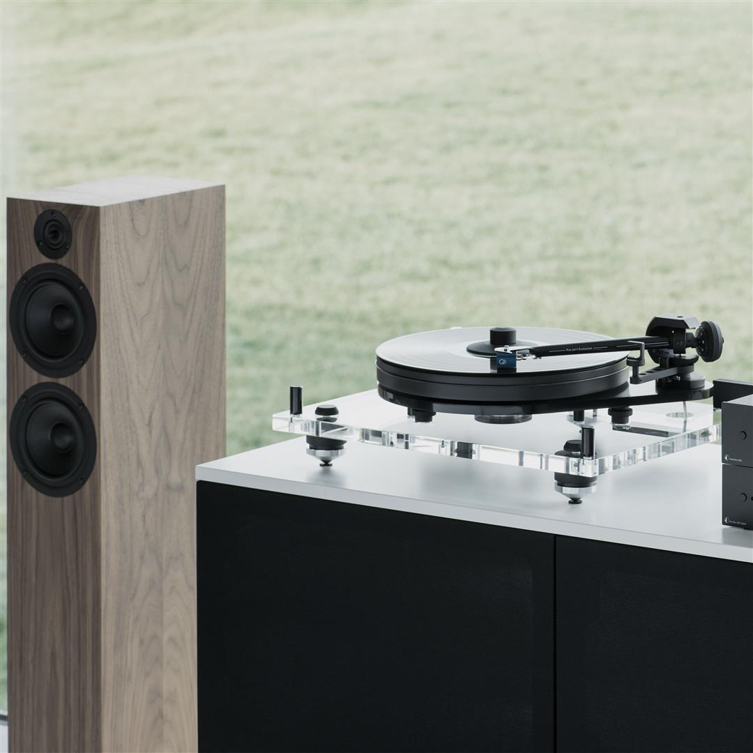 Pro-Ject 6 Perspex SB Turntable | Audiophile Record Player | Bollo Store